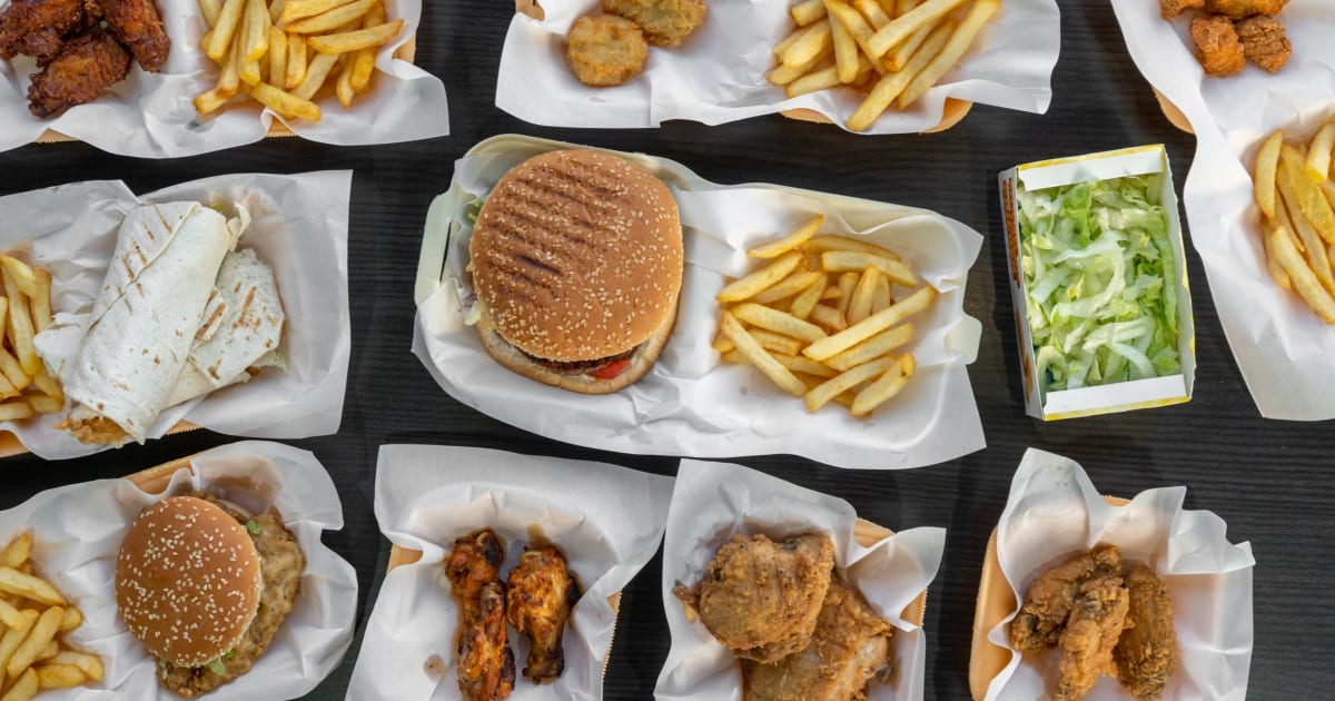 Chicken World restaurant menu in London - Order from Just Eat