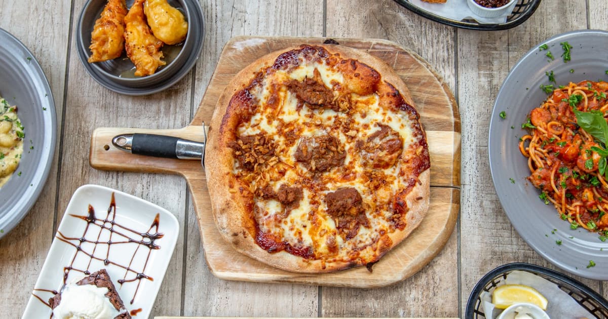 Oscars Pizza Pasta & Burgers restaurant menu in Livingston - Order from ...