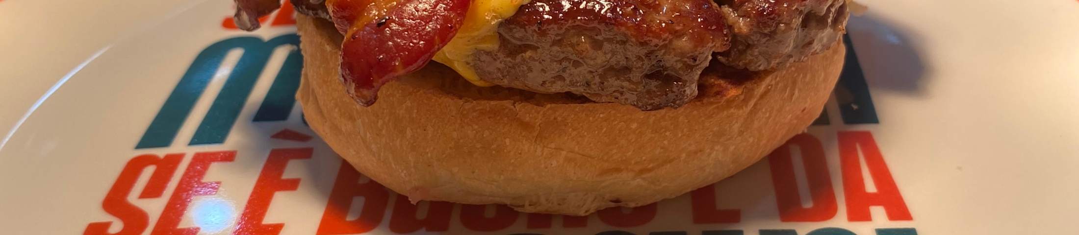 Menu di MOROSINI Burger/Beefbar a domicilio a Napoli | Ordina su Just Eat